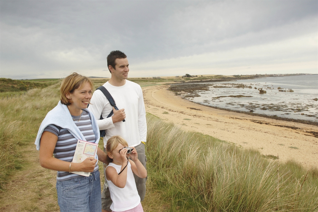 Fife Coastal Path, Kincardine – Seas & Coasts | VisitScotland